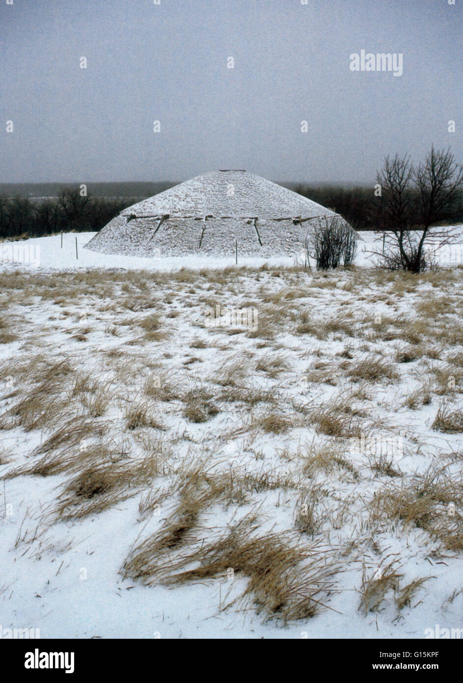 Mandan tribe hi-res stock photography and images - Alamy