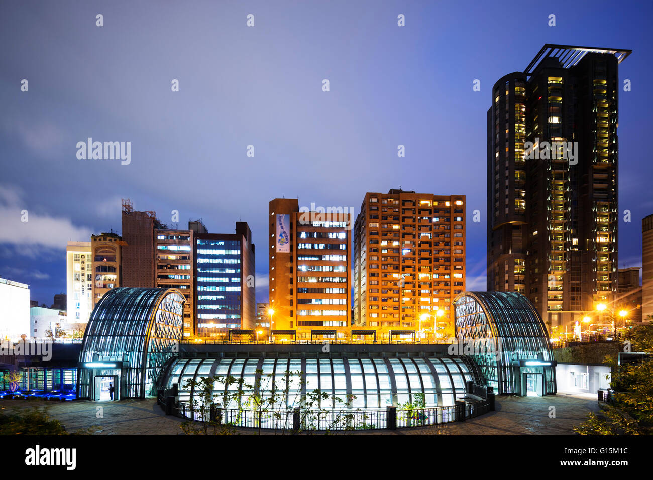 Daan park taipei taiwan hi-res stock photography and images - Alamy