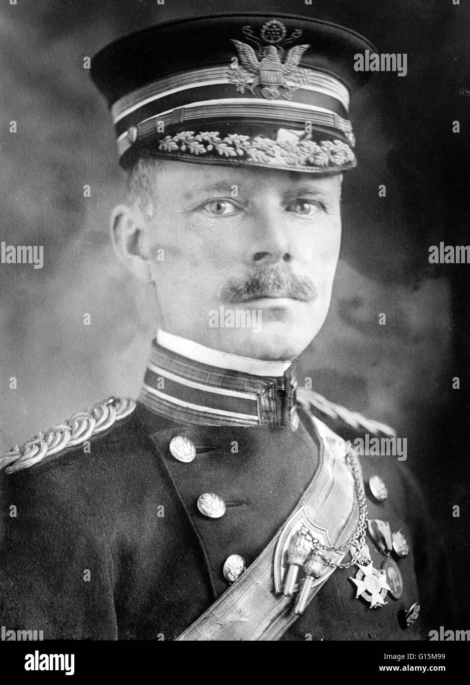 Polarizinq hi-res stock photography and images - Alamy