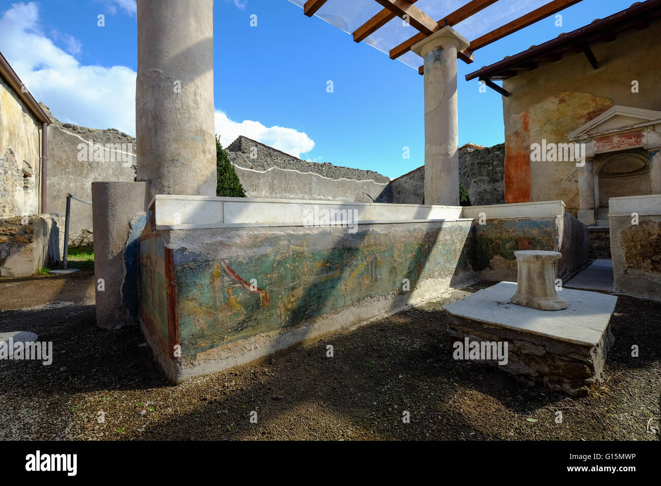 Home Roman Triclinium