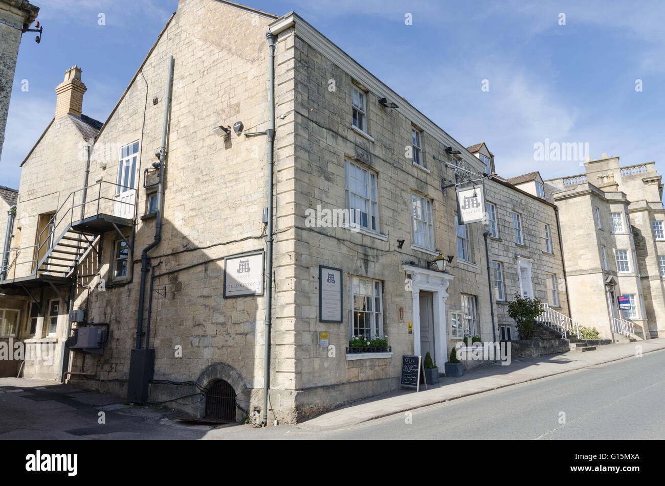 The Falcon hotel and restaurant in the centre of the Cotswold town of ...