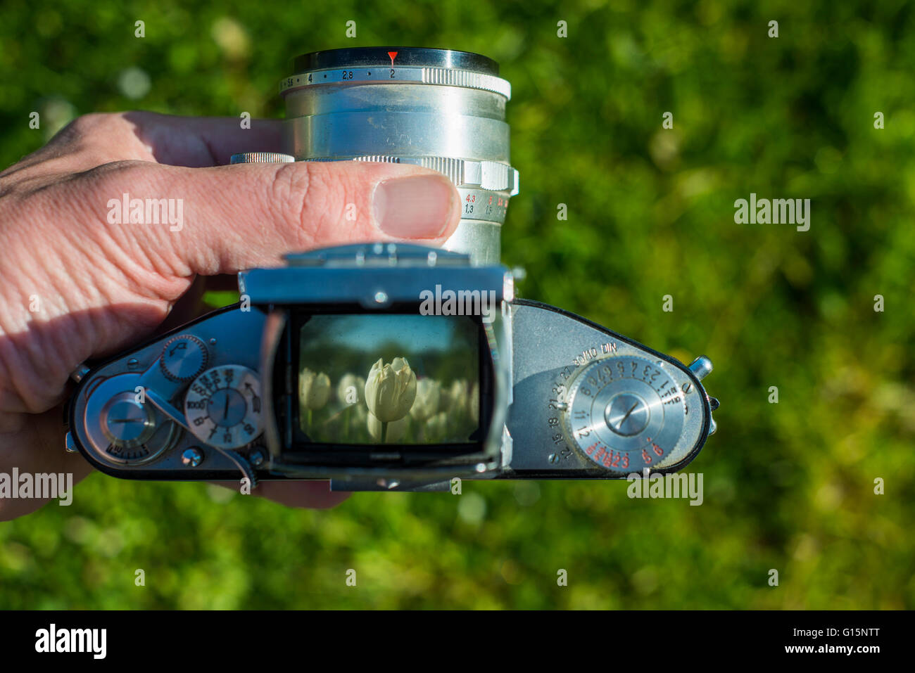 Through camera view finder frame hi-res stock photography and images ...