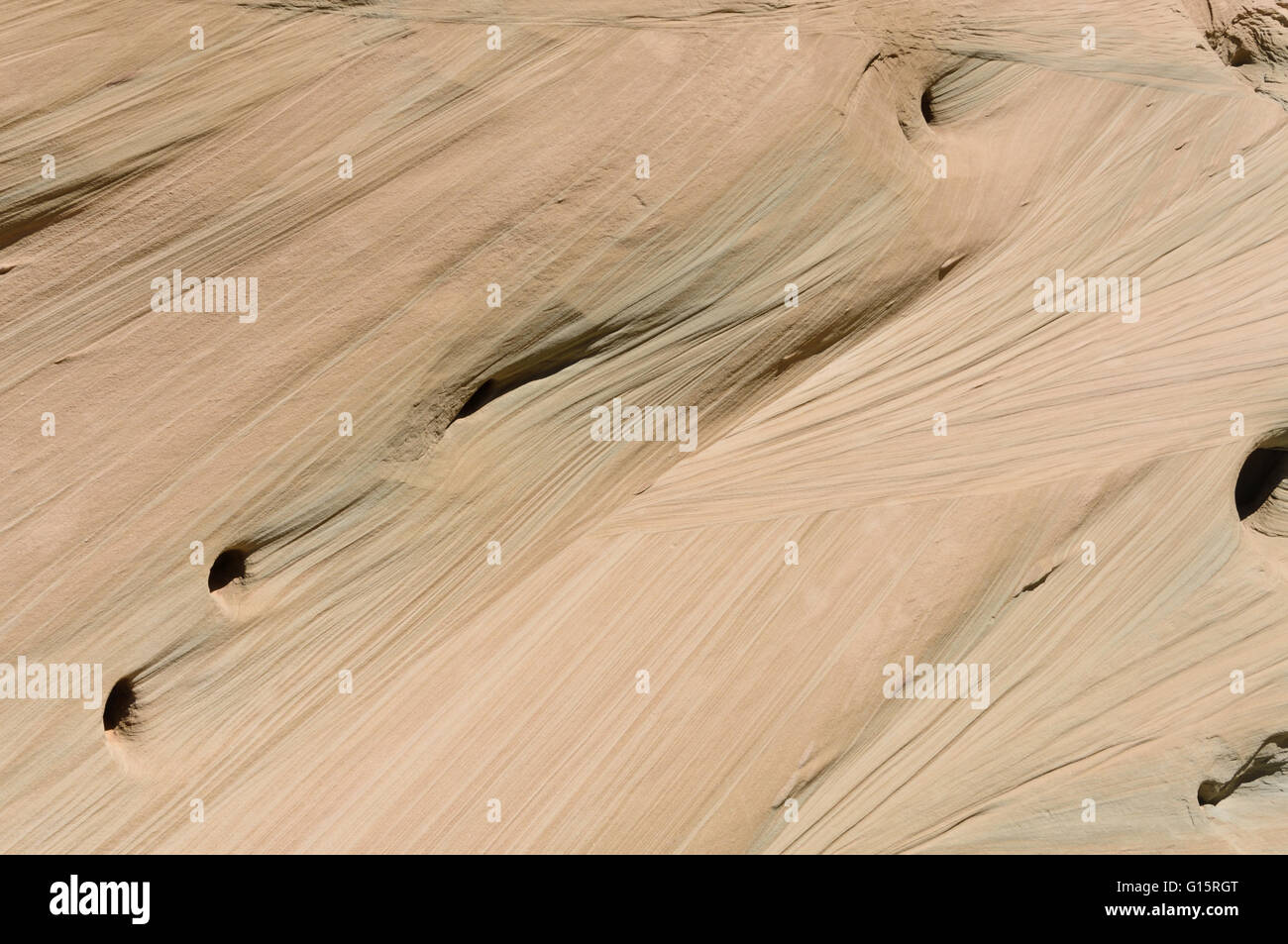 Colored lines in form hi-res stock photography and images - Alamy