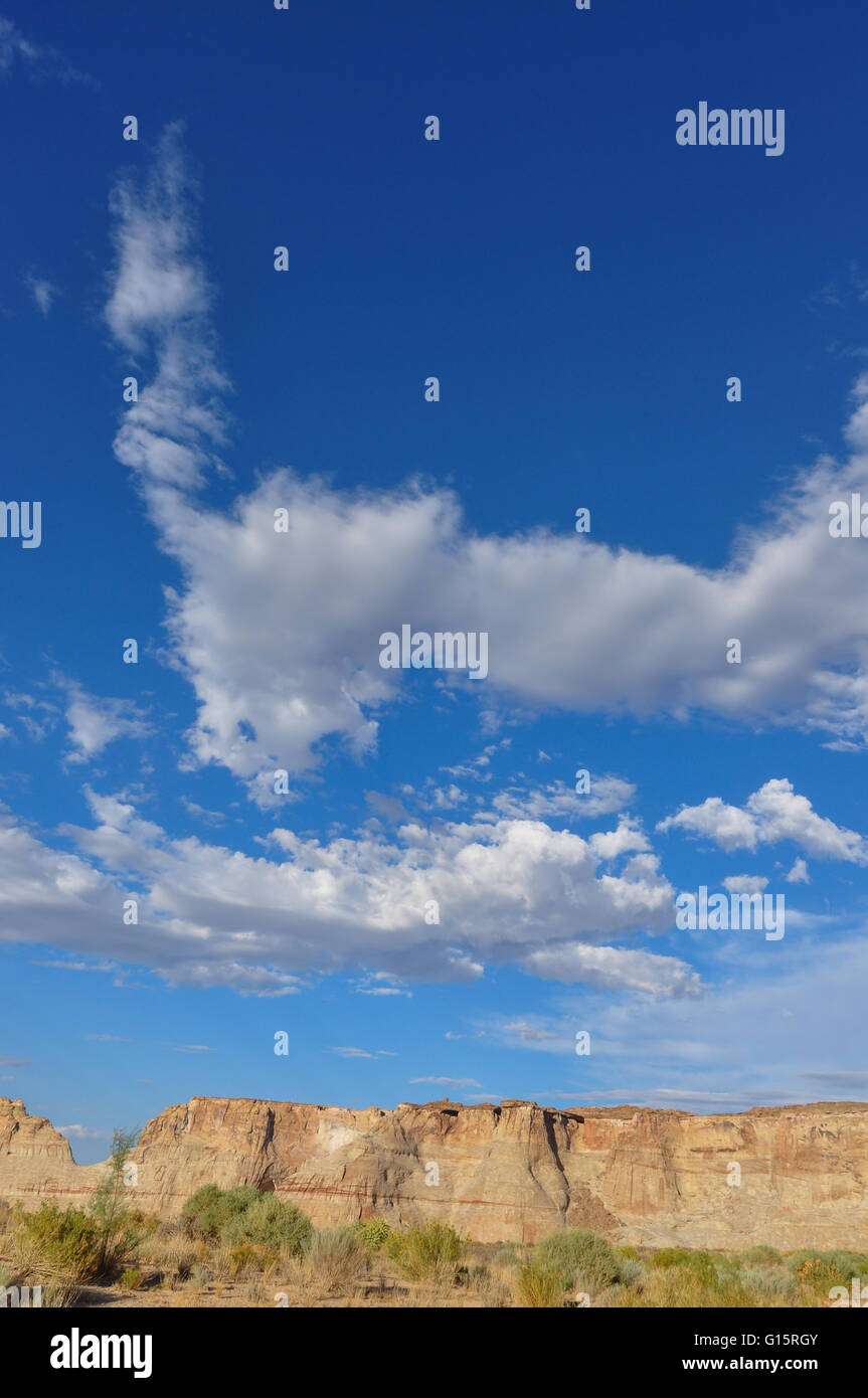 Rocky mountains in Utah with blue sky and clouds Stock Photo - Alamy