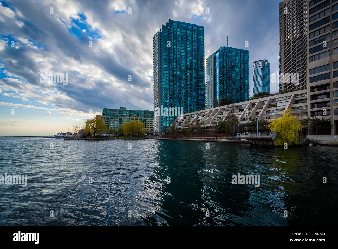 View along the harbourfront hi-res stock photography and images - Alamy