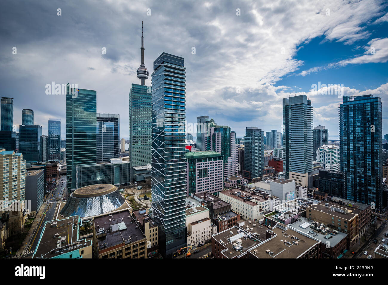 Glass modern skyscrapers in downtown hi-res stock photography and ...