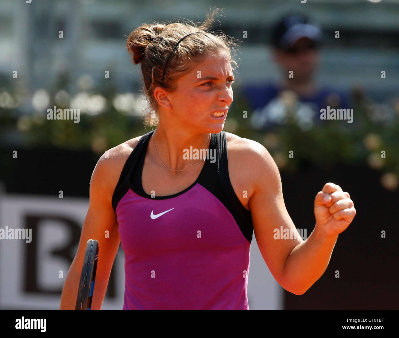 May 2016 sara hi-res stock photography and images - Alamy