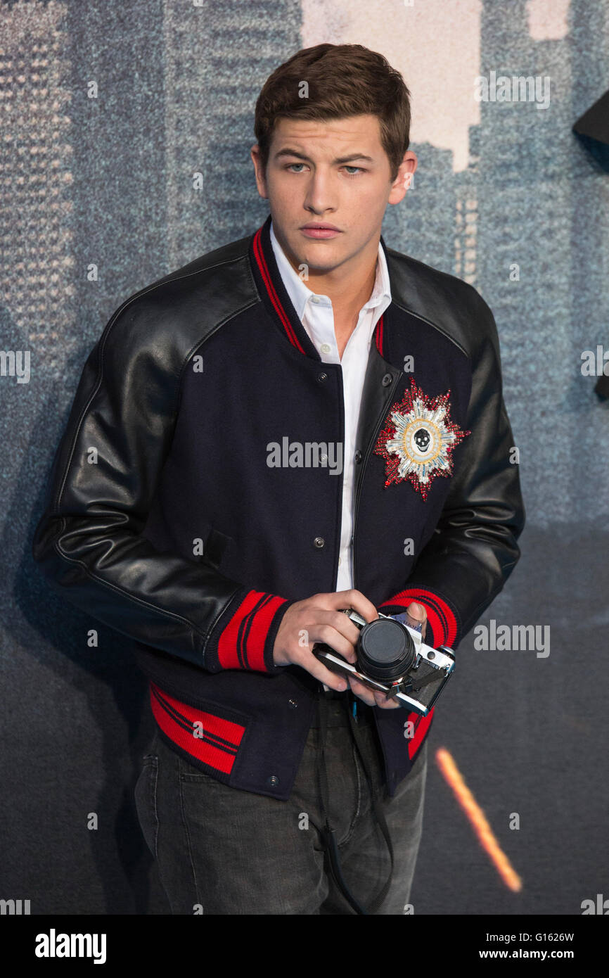 Scott summers cyclops in hi-res stock photography and images - Alamy