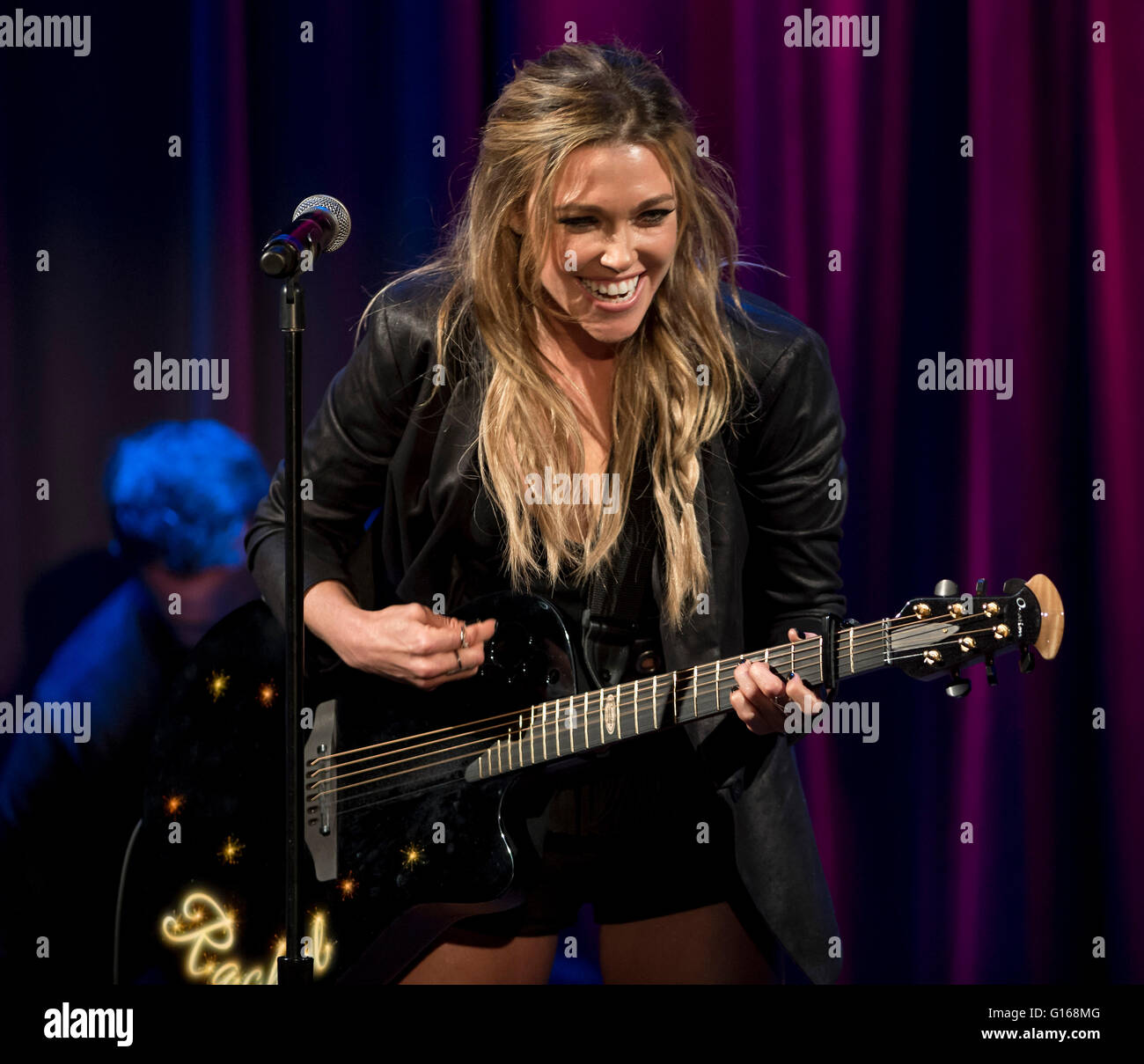 Los Angeles, California, USA. 09th May, 2016. Singer/songwriter RACHEL ...