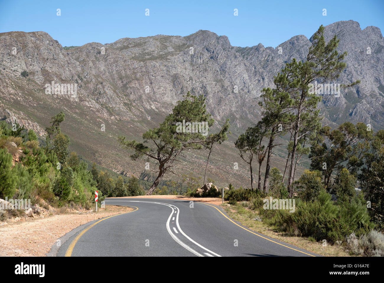 FRANSCHHOEK PASS WESTERN CAPE SOUTH AFRICA The scenic drive through the ...