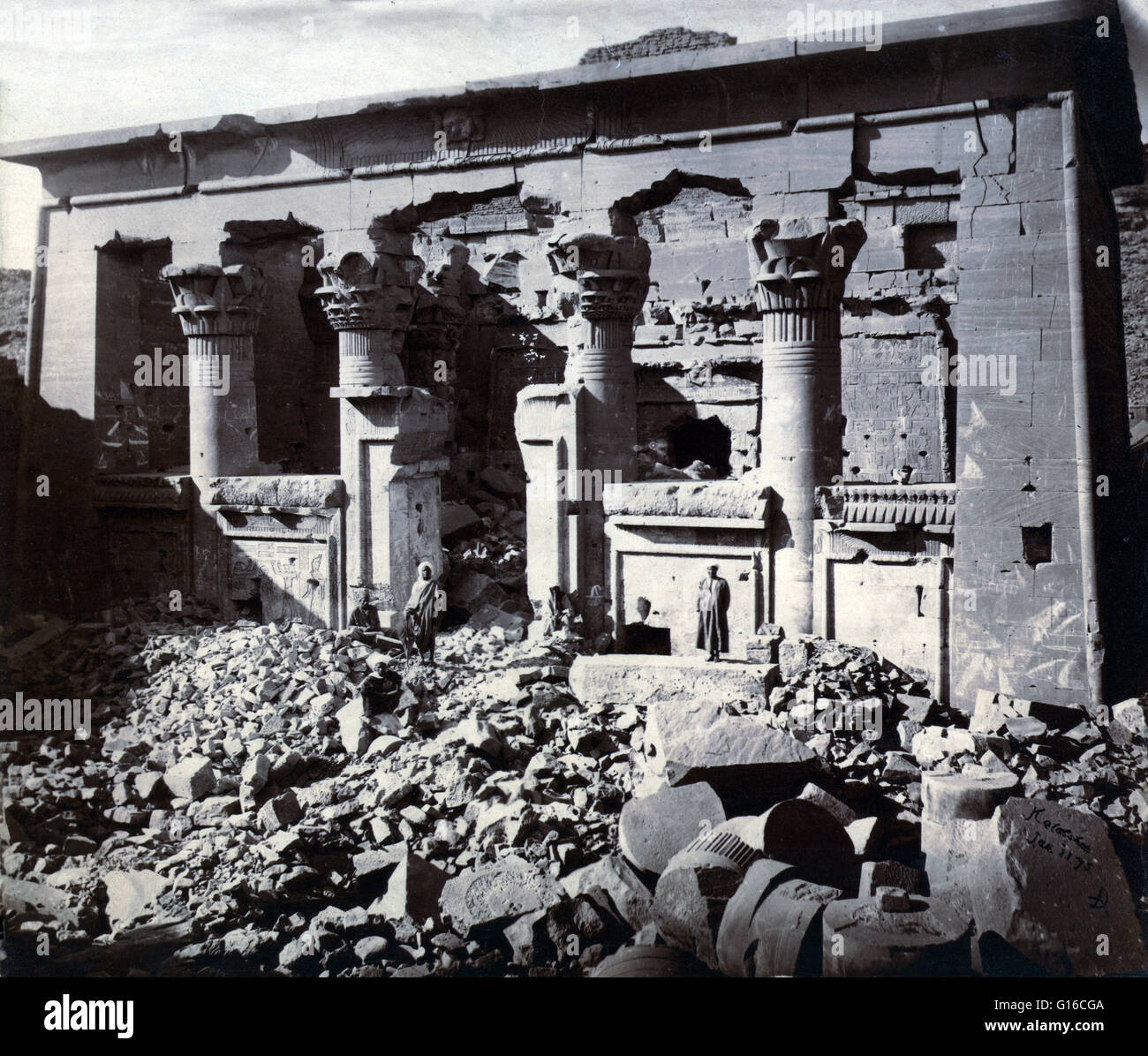 Kalabsha gate hi-res stock photography and images - Alamy