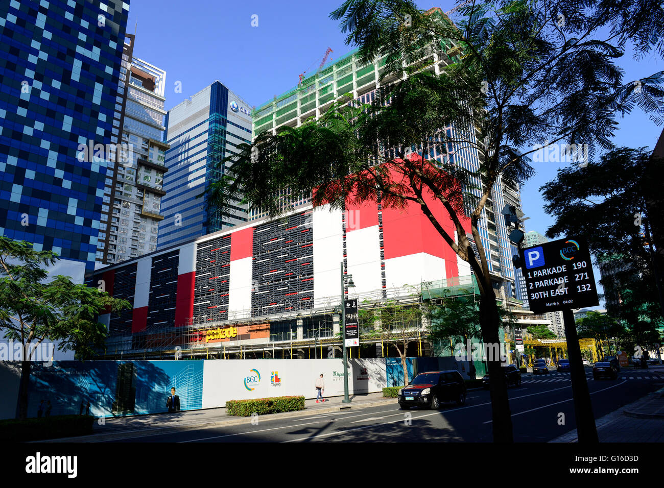 PHILIPPINES, Manila, Bonifacio Global City, Taguig City, callcenter BPO ...