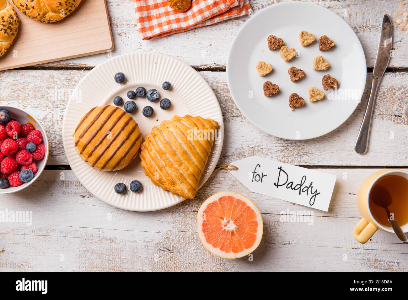 Fathers day composition. Breakfast meal. For Daddy tag. Studio s Stock ...
