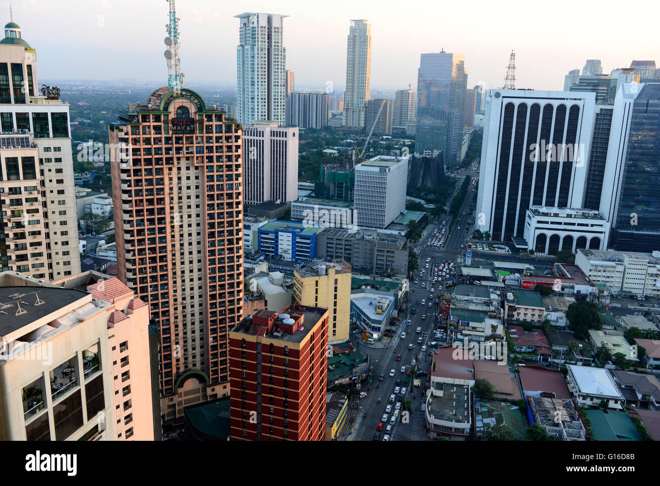 PHILIPPINES, Manila, suburban Makati, high buildings / PHILIPPINEN ...