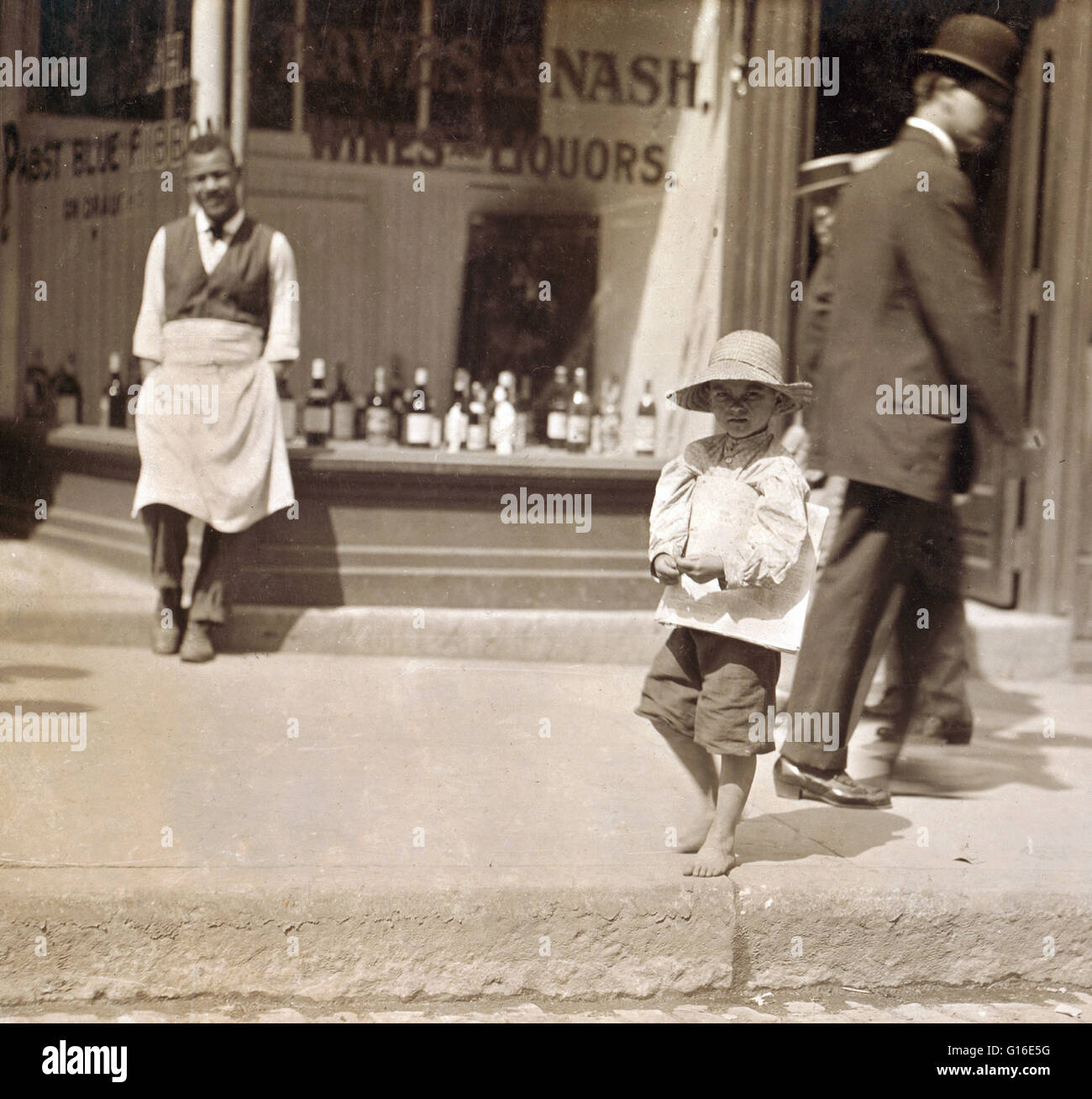 Barefoot paperboy hi-res stock photography and images - Alamy