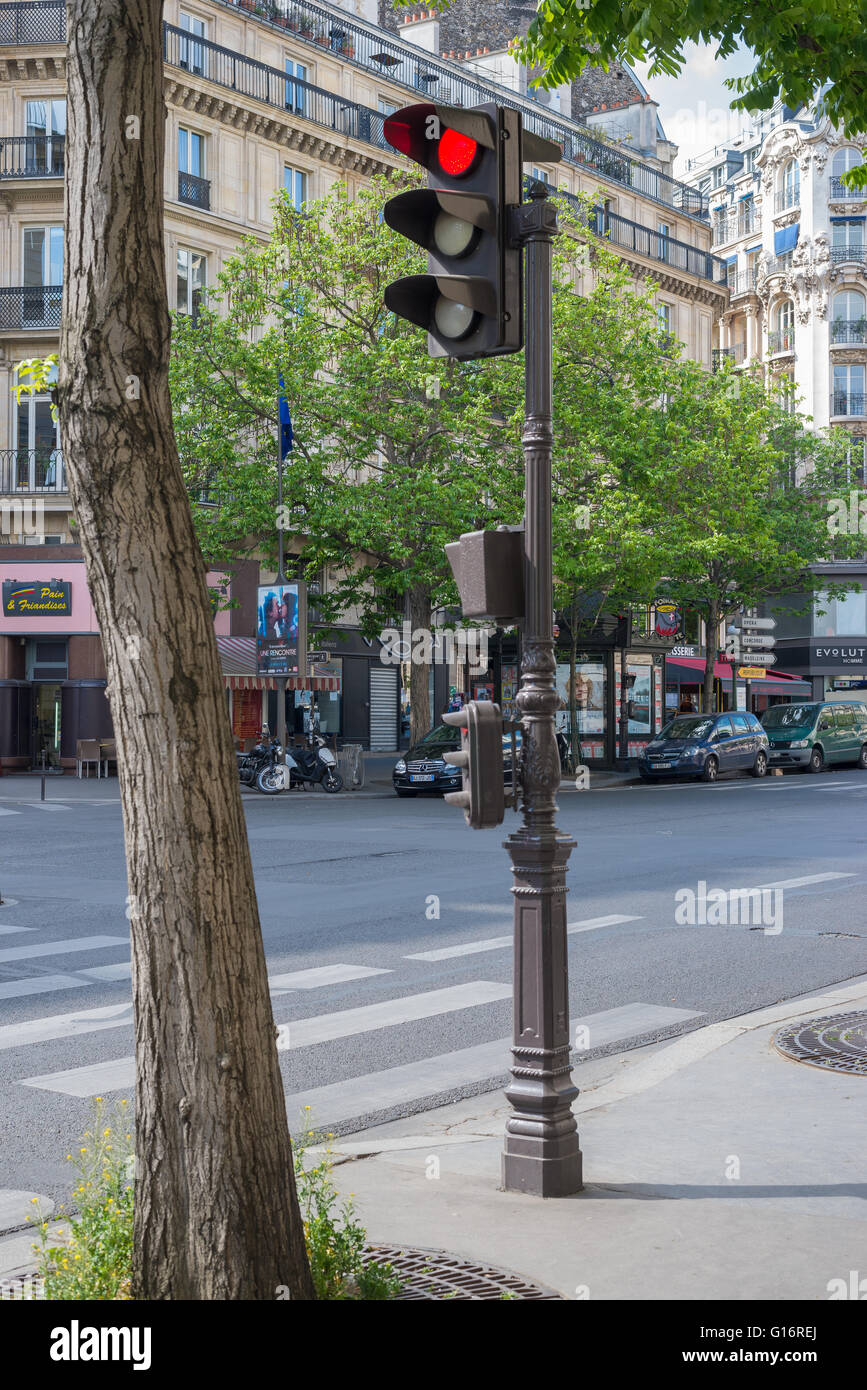 Pavement street light hi-res stock photography and images - Alamy