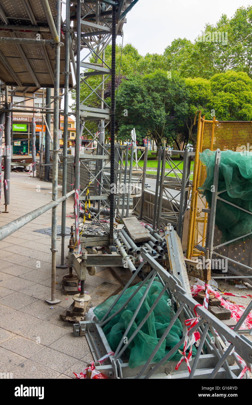 Detail of a work scaffolding Stock Photo - Alamy