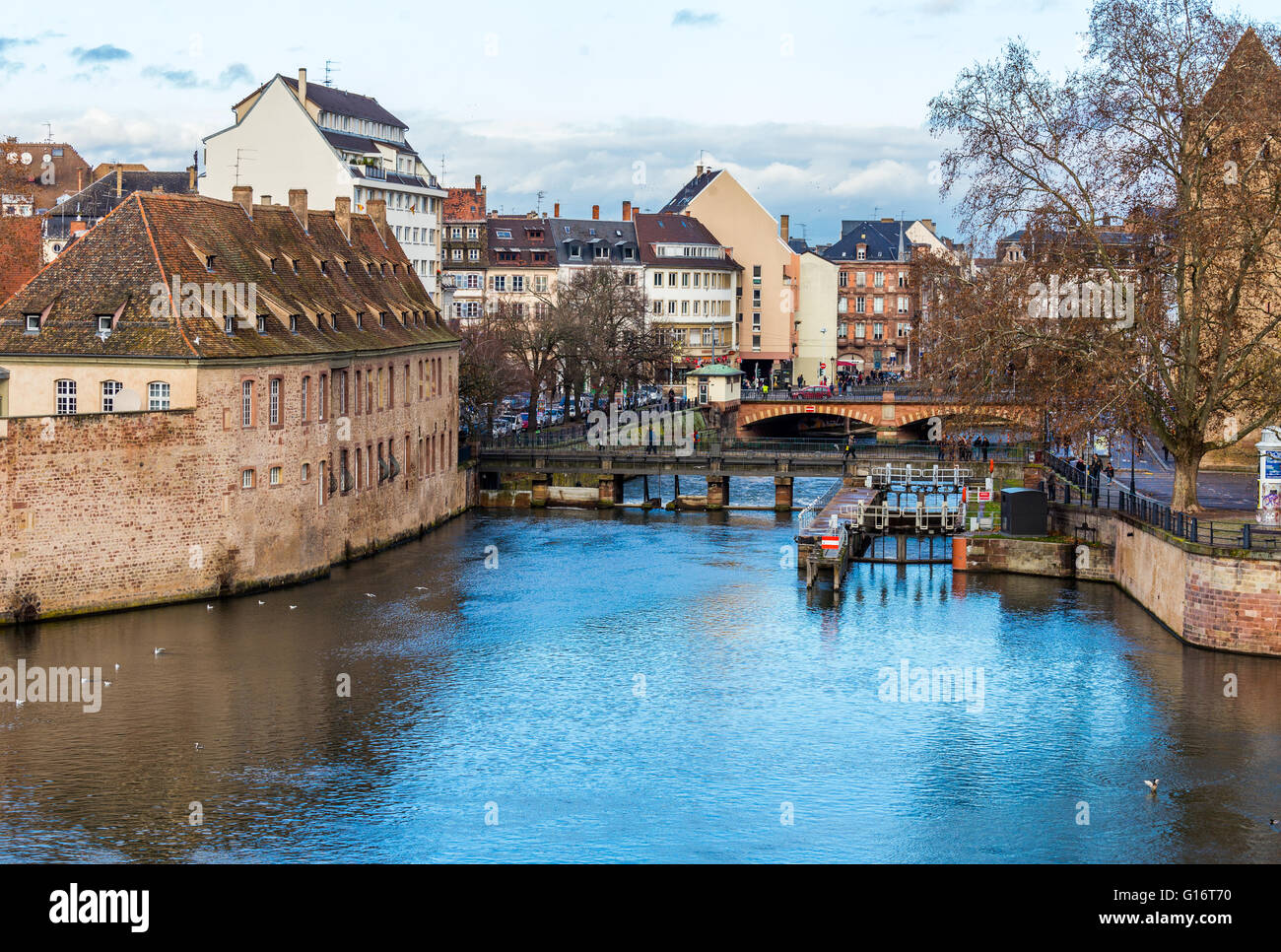 Strasbourg winter hi-res stock photography and images - Alamy