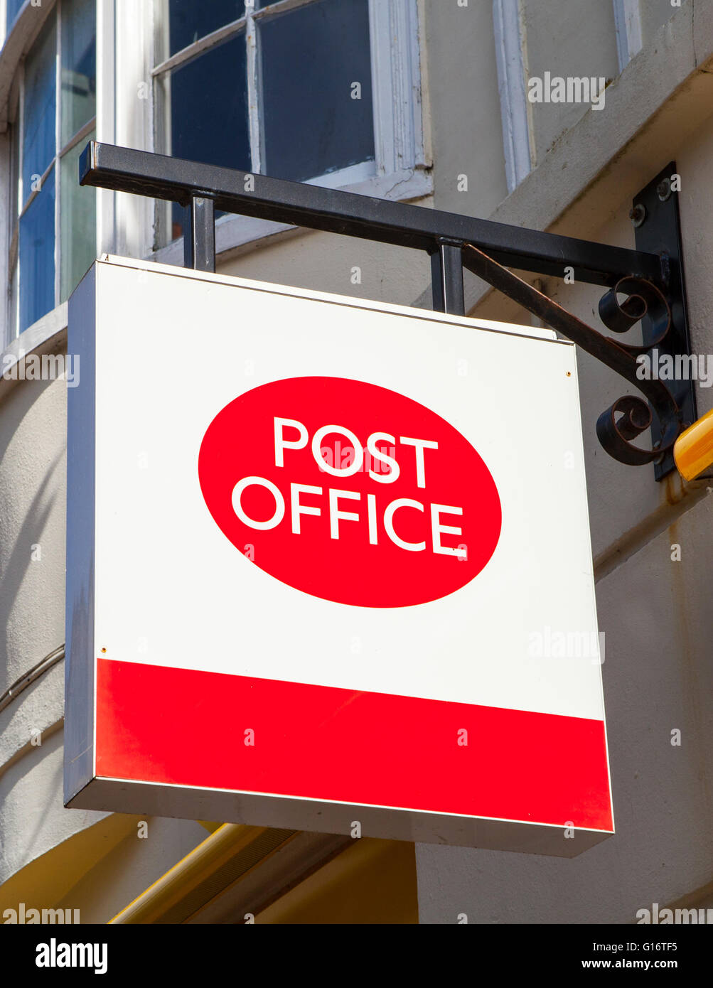 A Post Office sign in an English town Stock Photo - Alamy