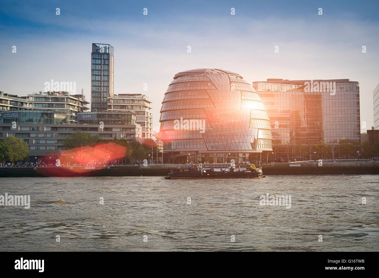City hall and the River Thames, London Stock Photo - Alamy