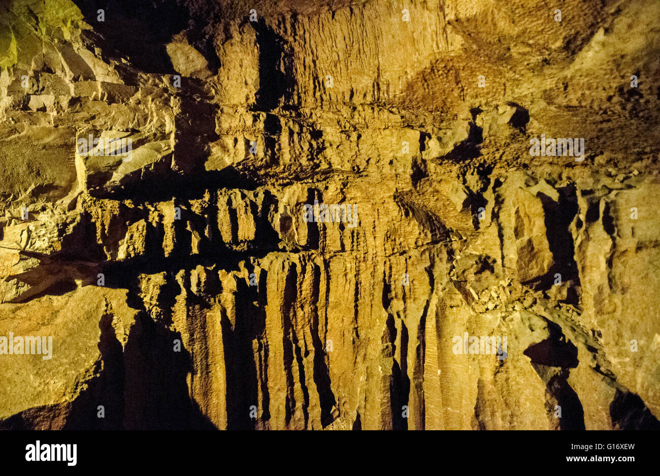 Mammoth flint ridge cave system hi-res stock photography and images - Alamy