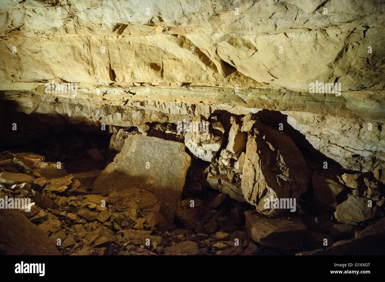 Mammoth flint ridge cave system hi-res stock photography and images - Alamy