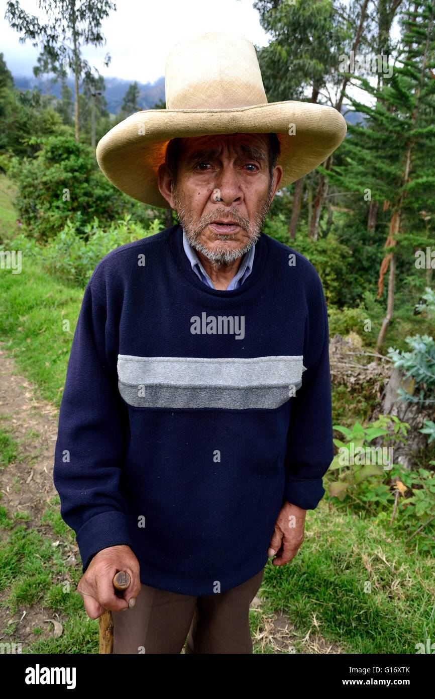 Farmer in Pulun " Las Huaringas " - HUANCABAMBA.. Department of Piura ...