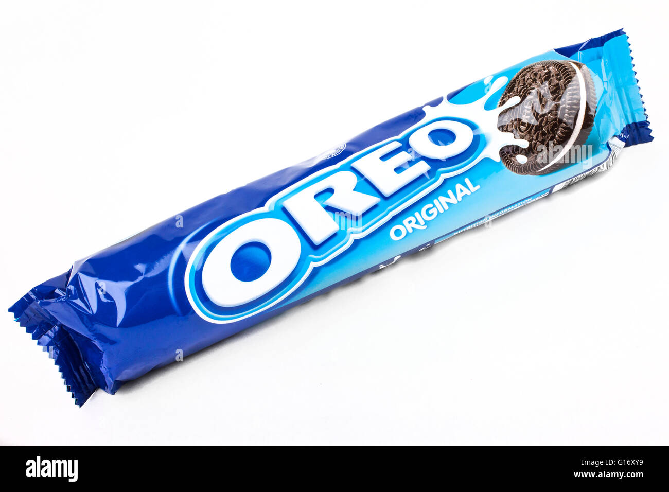 Packet of oreo biscuits hi-res stock photography and images - Alamy
