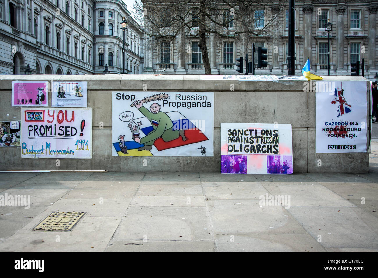 Pro-Ukrainian, anti-Russian posters near Downing Street, London Stock ...