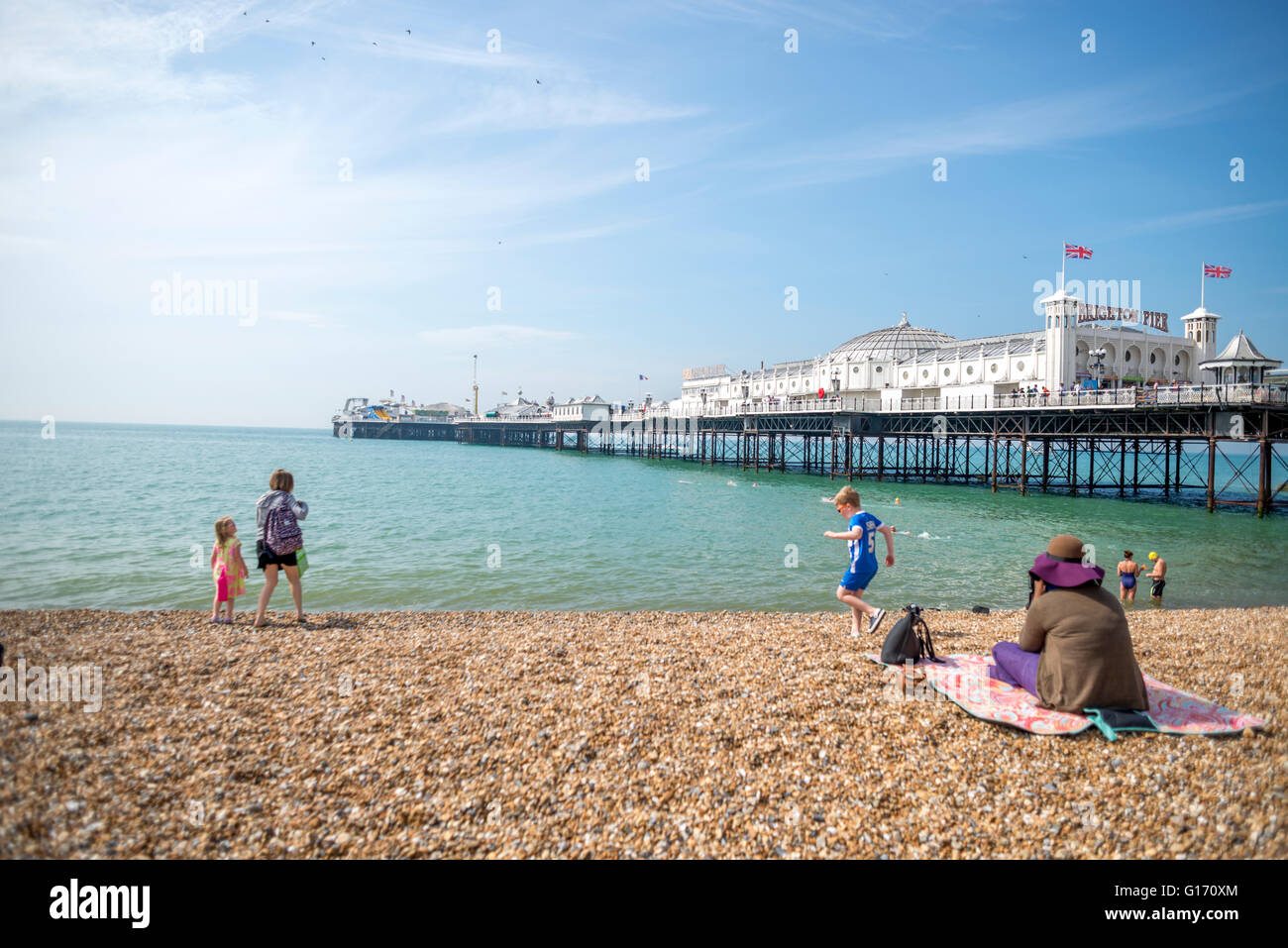 Brighton pier hi-res stock photography and images - Alamy