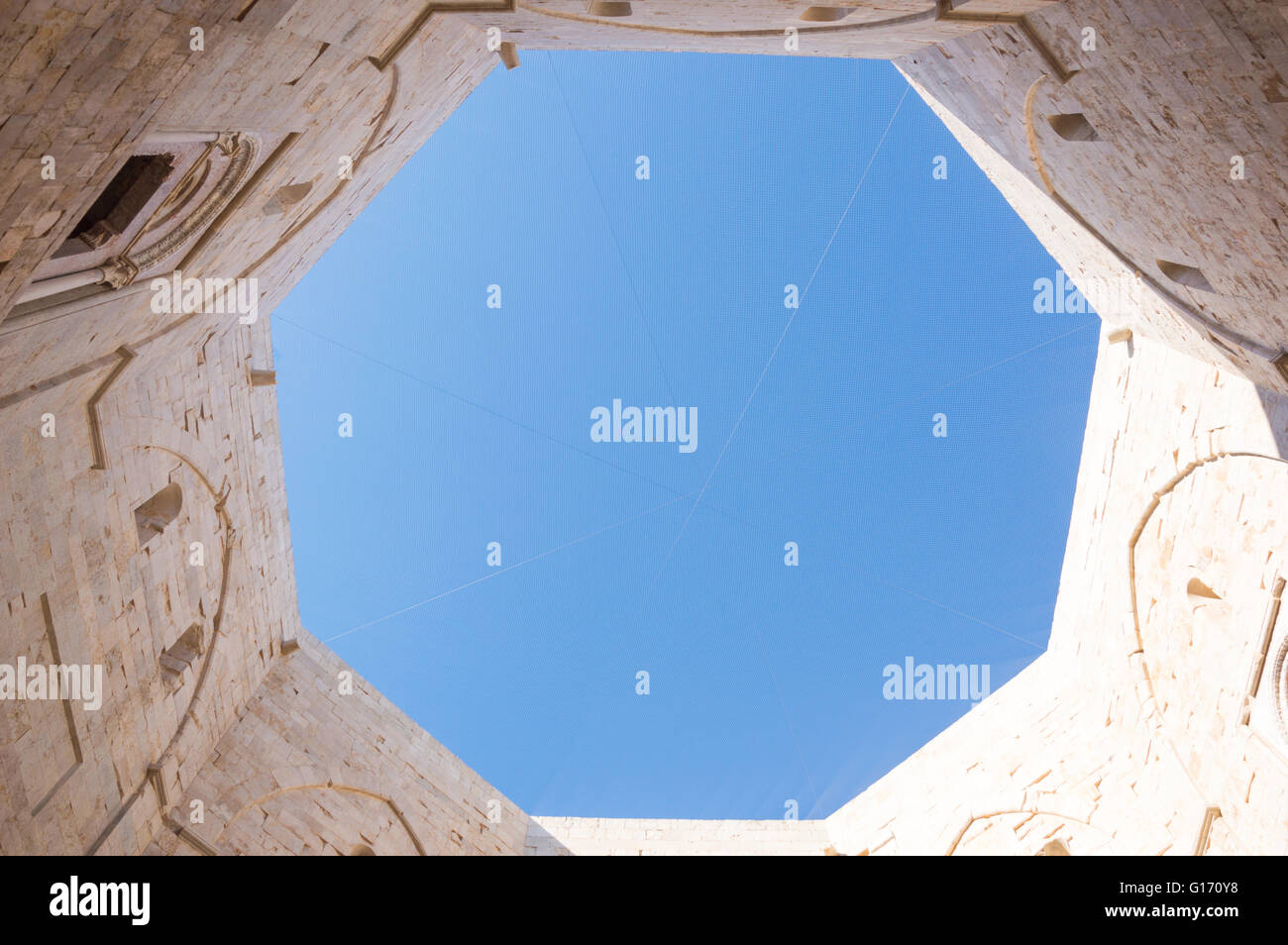 Castel del Monte in Puglia Italy - Octagonal ancient medieval ...