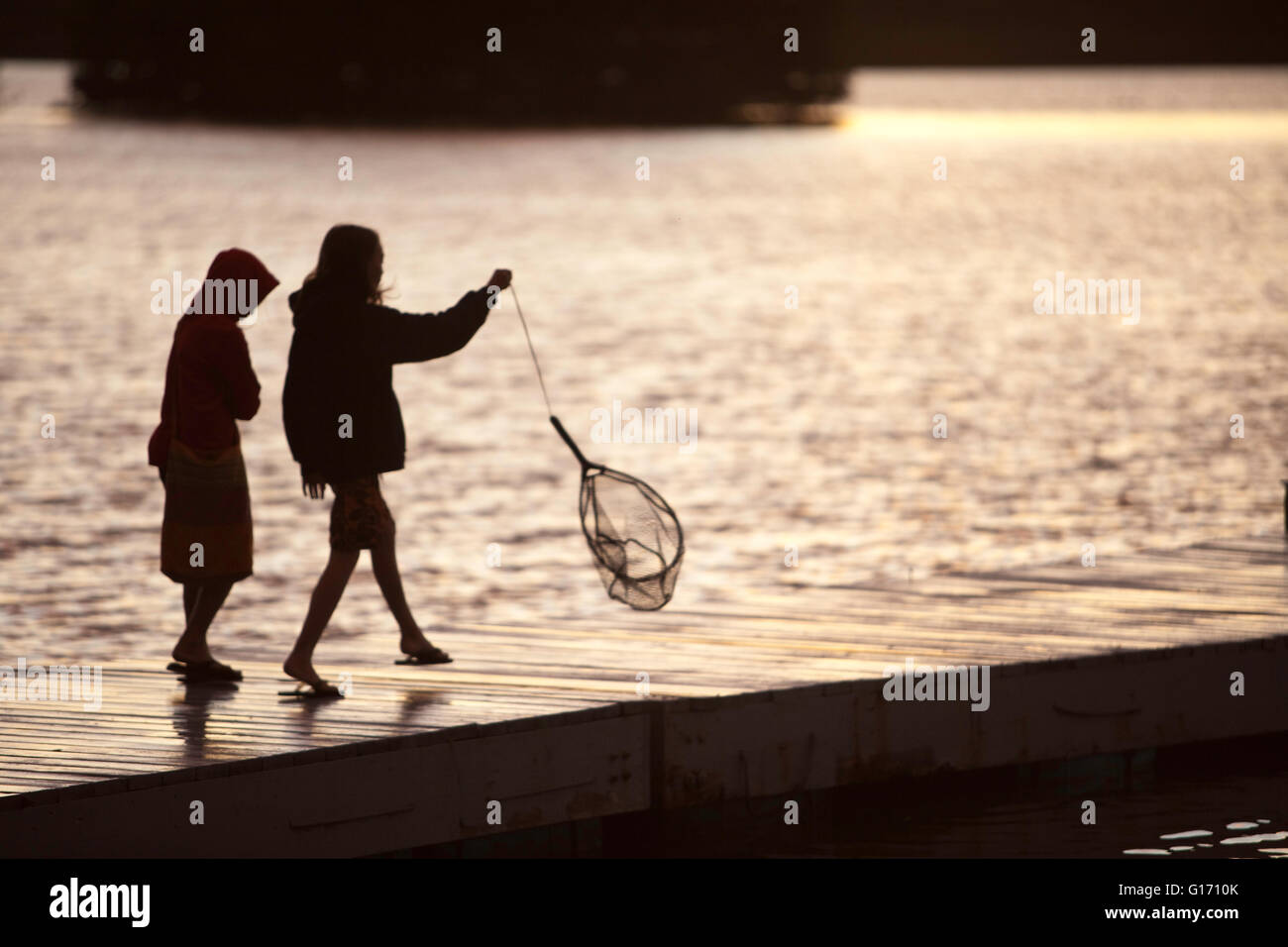 Hawaii children fishing hi-res stock photography and images - Alamy