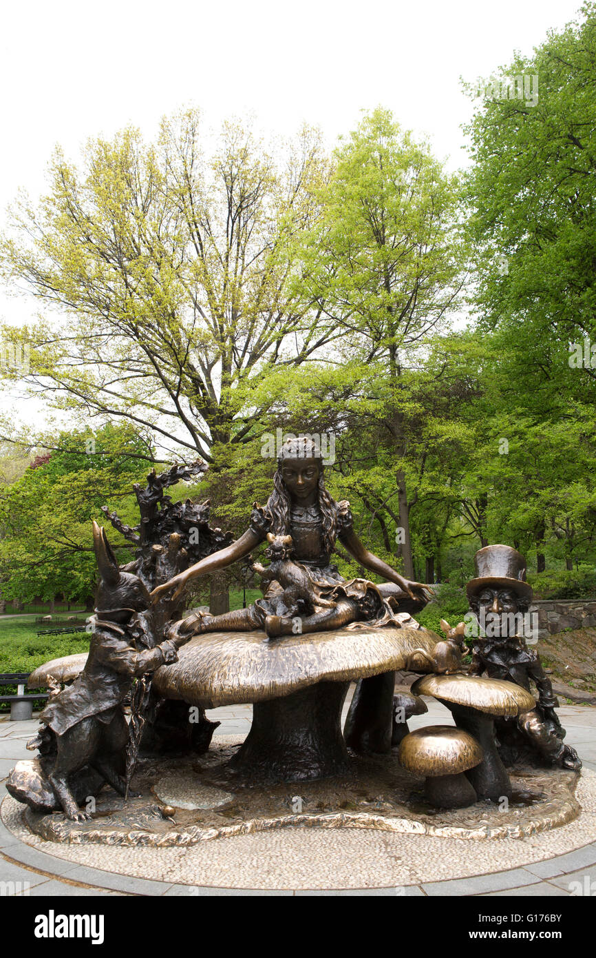 Statue of Alice in Wonderland at Central Park in New York City, USA ...