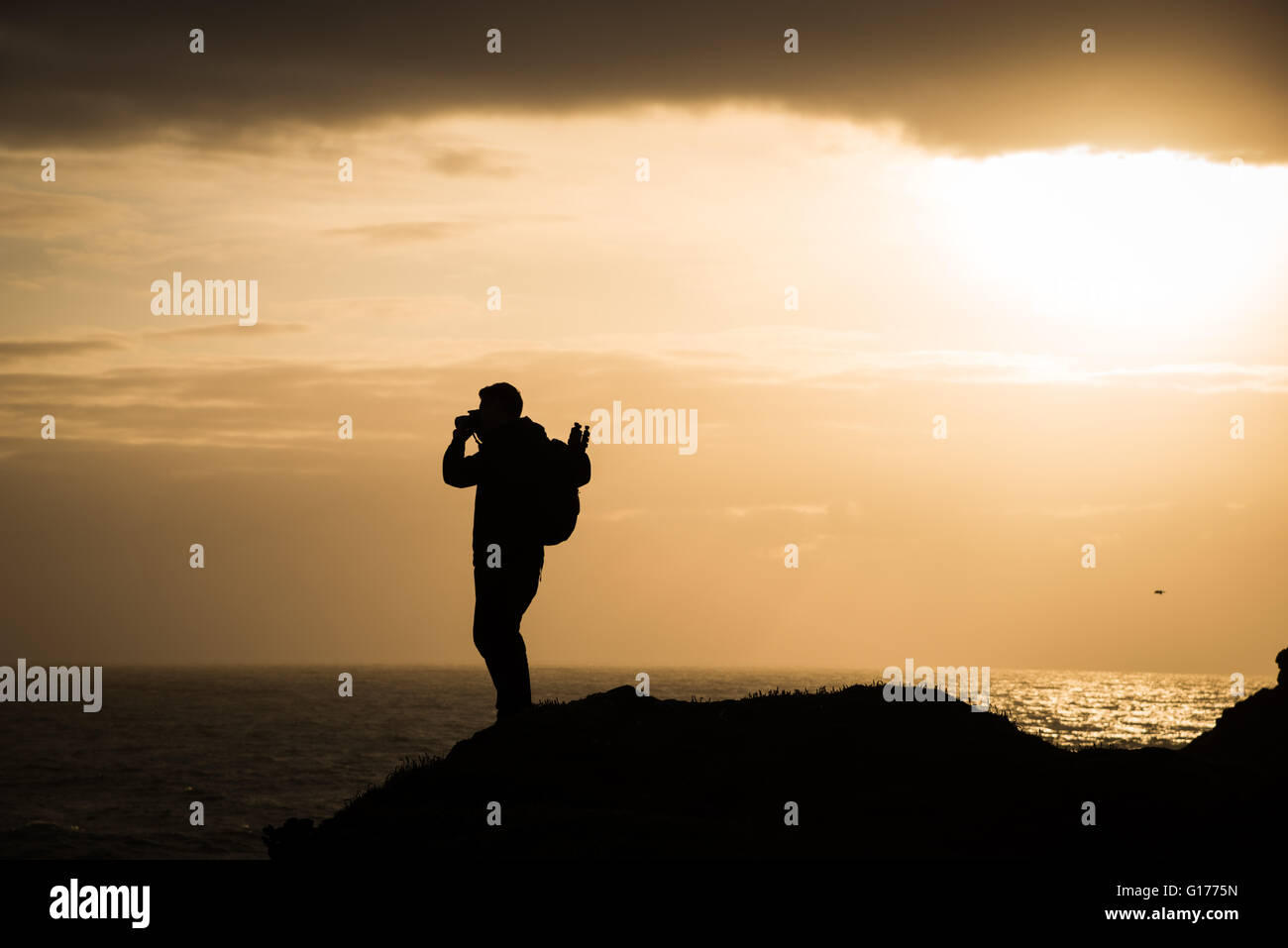 Photographer sunset hi-res stock photography and images - Alamy