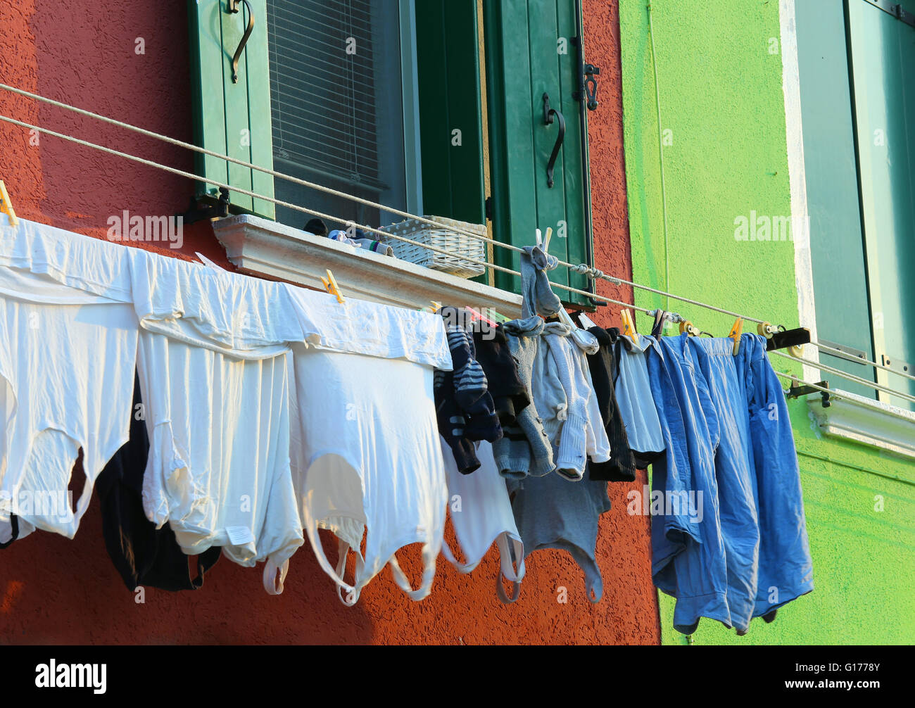 Just wipe them dry hi-res stock photography and images - Alamy