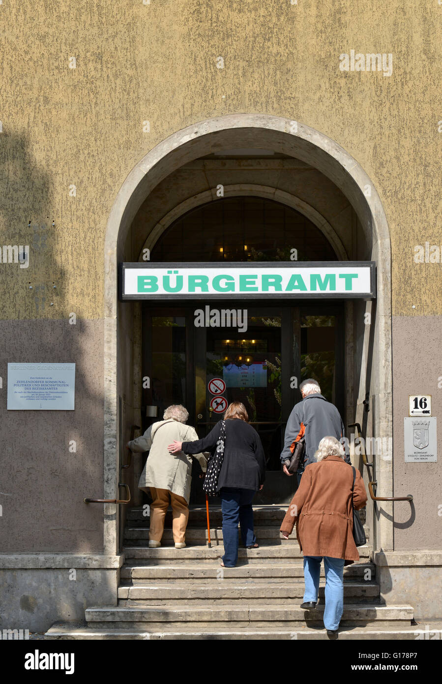 Burgeramt Berlin Hi res Stock Photography And Images Alamy burgeramt-berlin-hi-res-stock-photography-and-images-alamy
