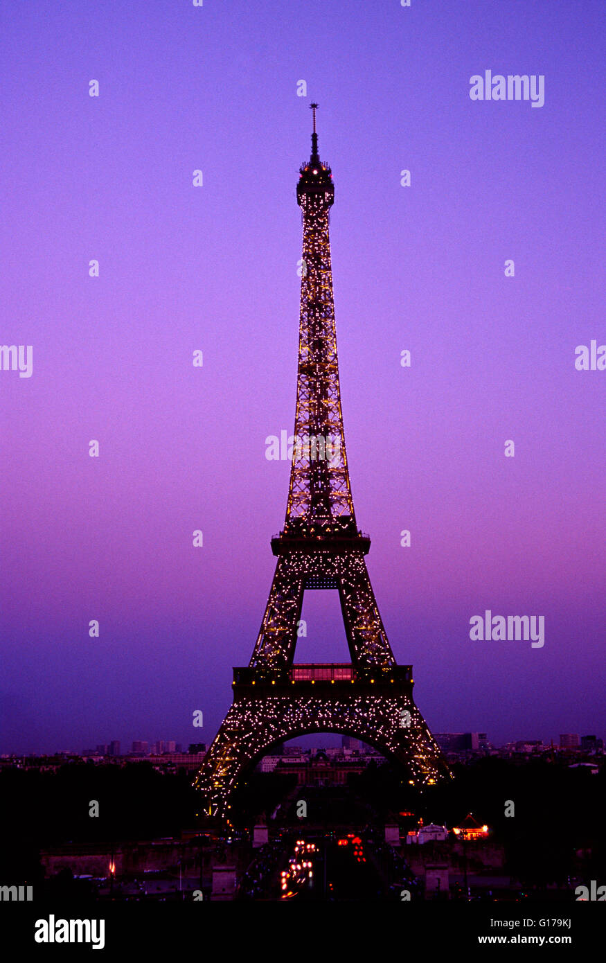 French tower hi-res stock photography and images - Alamy