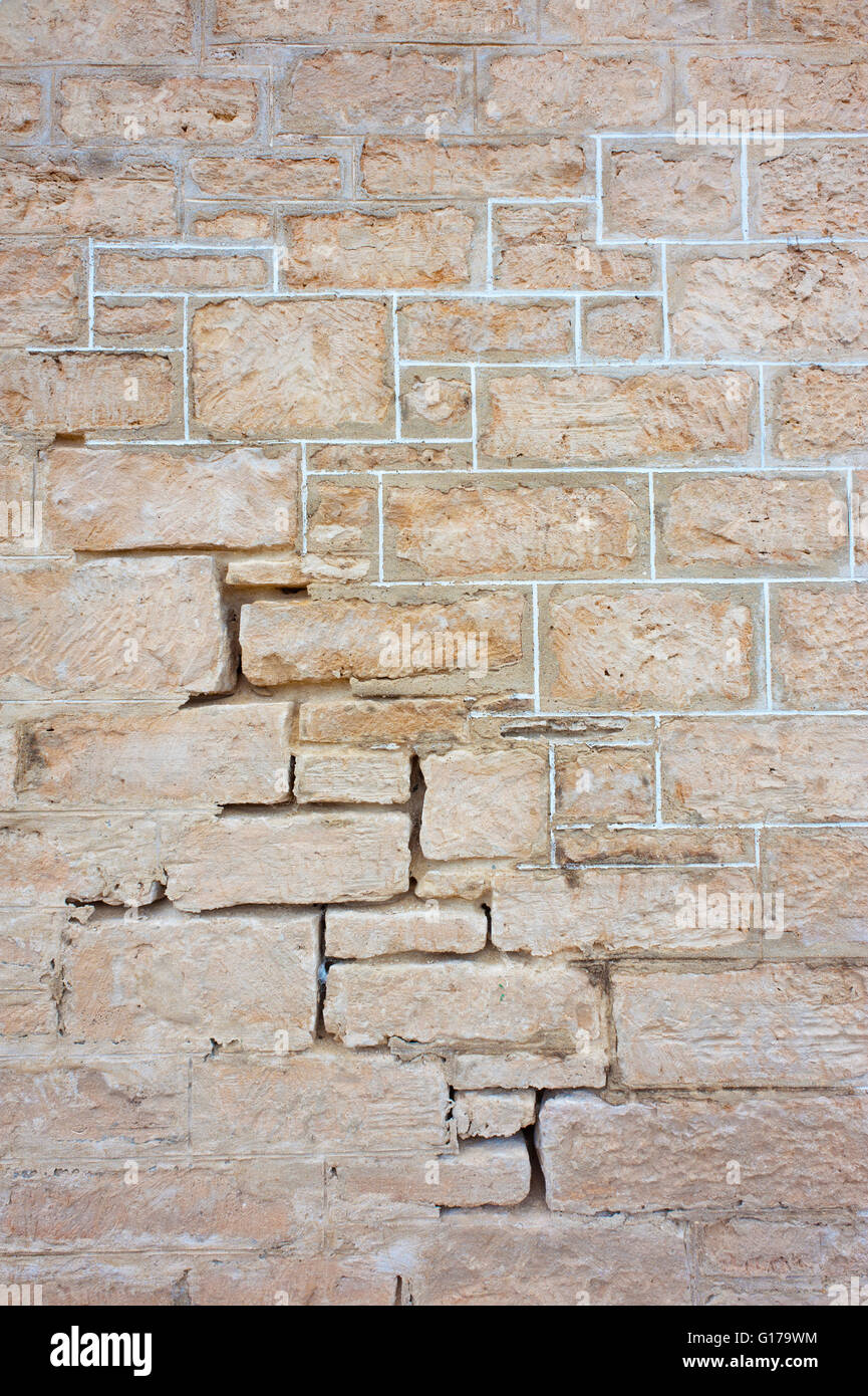 Old crumbling cement blocks wall hi-res stock photography and images ...