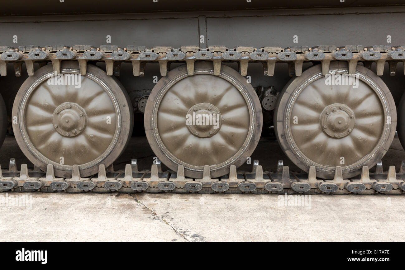 Tank tread hi-res stock photography and images - Alamy