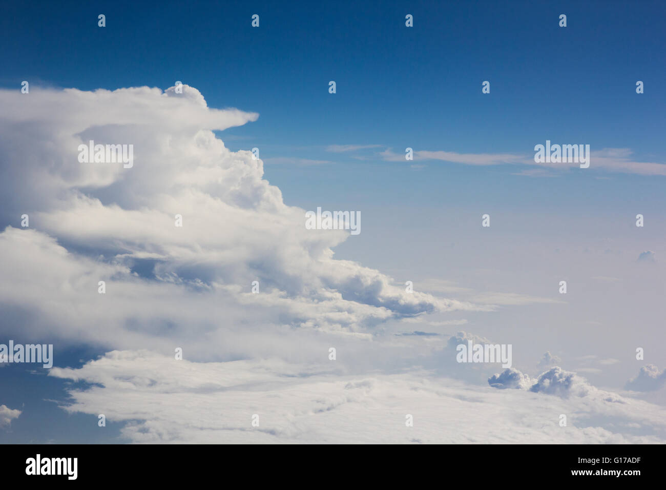Gradient color cloud hi-res stock photography and images - Alamy