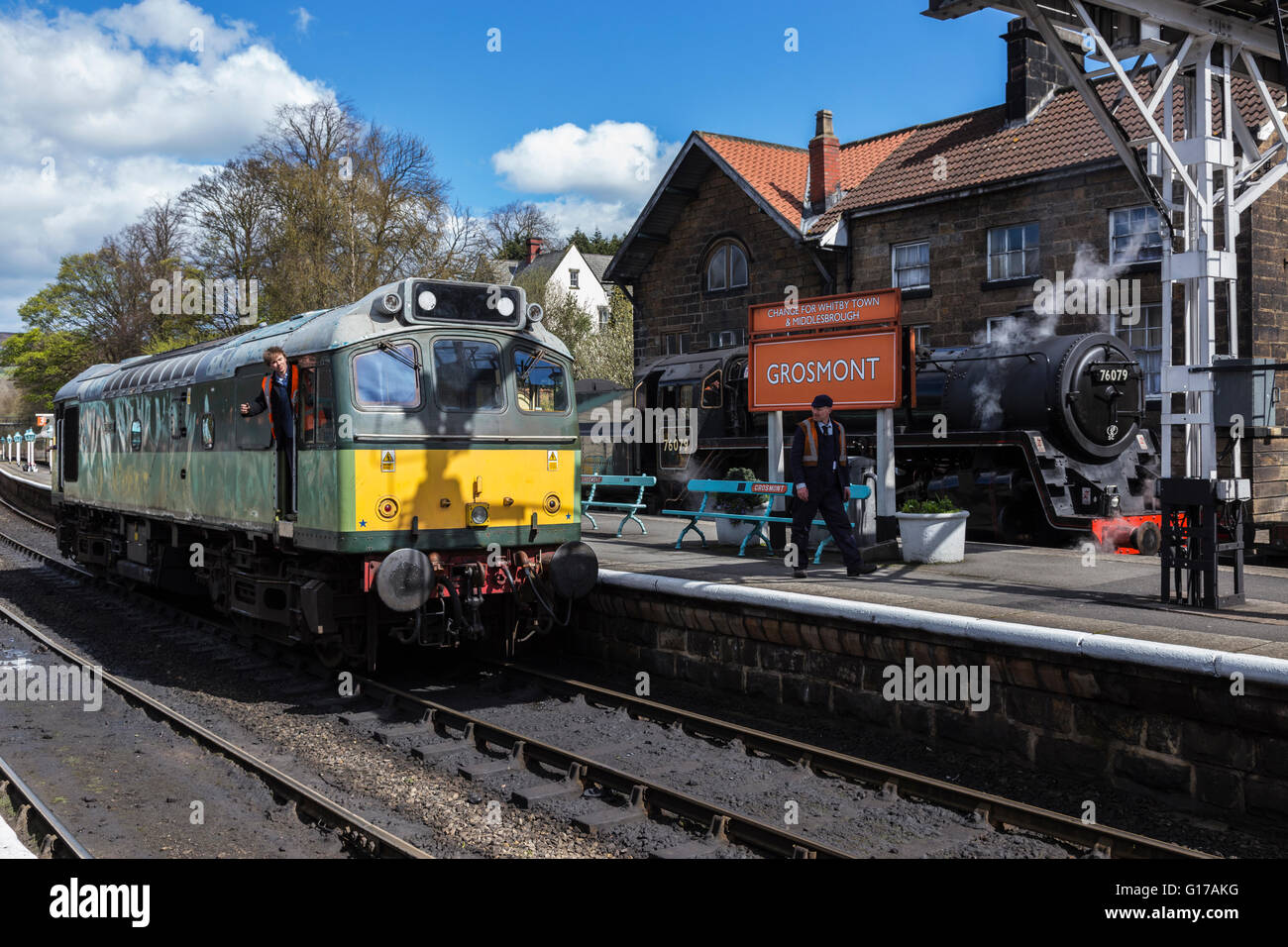 BR Class 25 Bo-Bo D7628 'Slbilla' at Grosmont Station along with BR ...