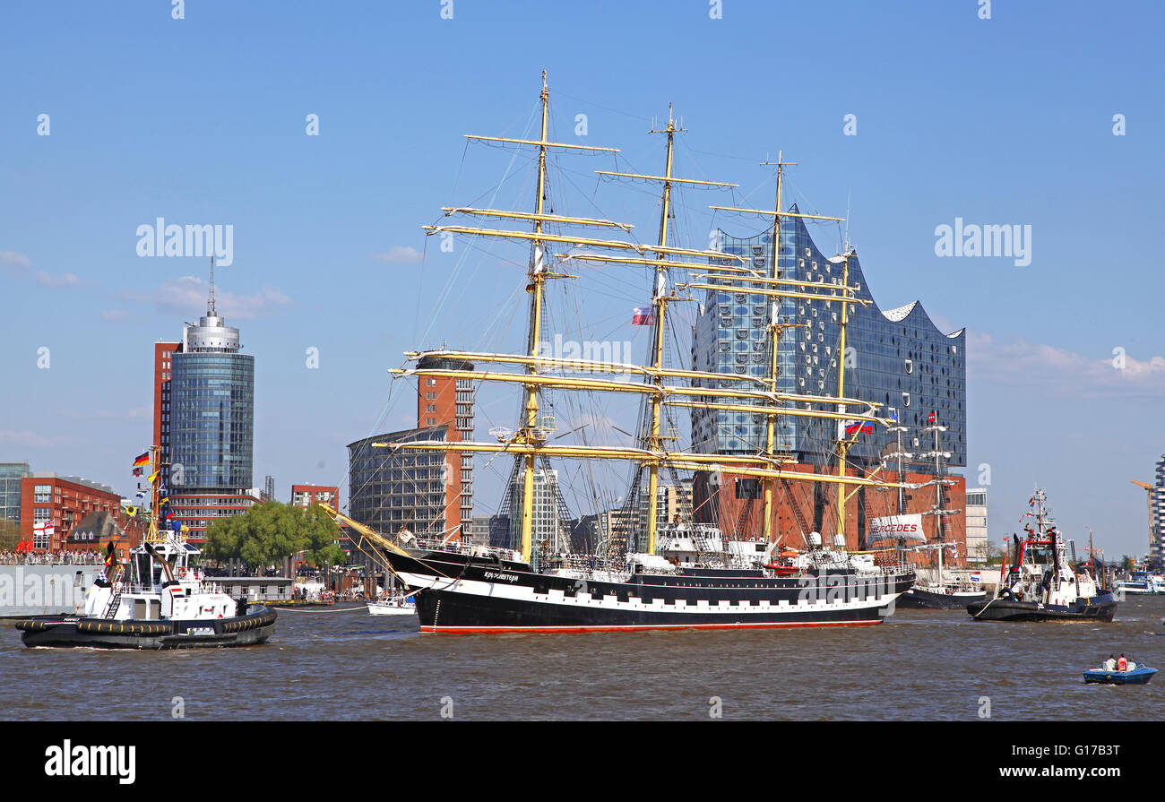 Sailing vessel kruzenshtern hi-res stock photography and images - Alamy