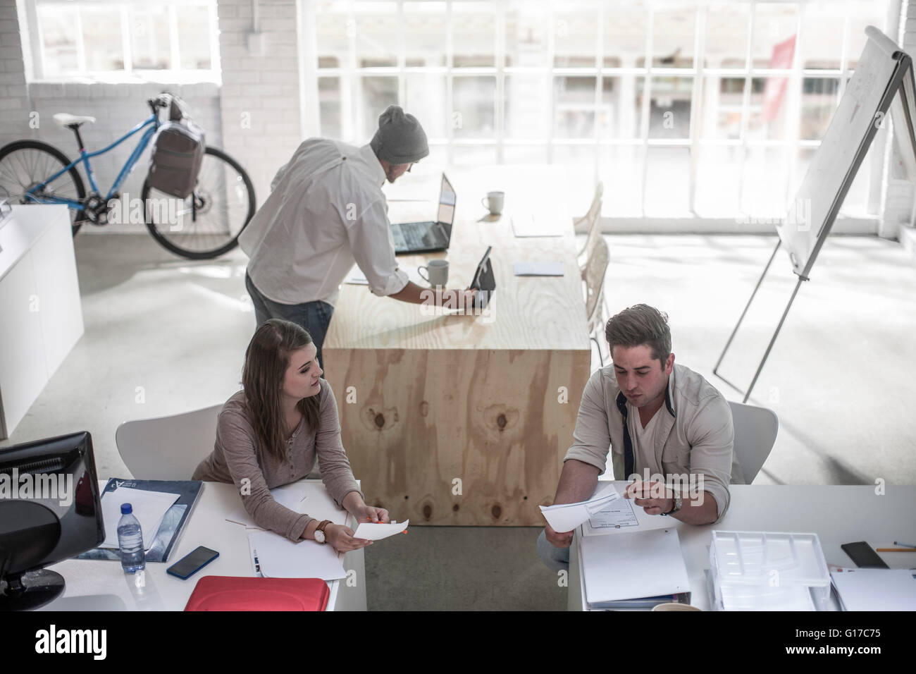 Overhead view looking down office hi-res stock photography and images ...
