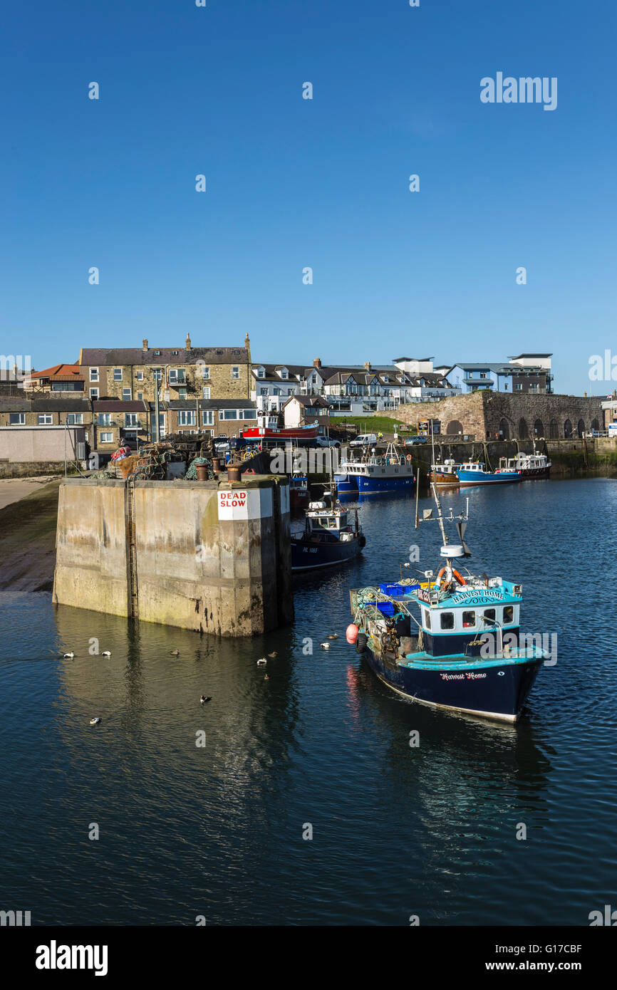Fishing boat seahouses northumbria hi-res stock photography and images ...