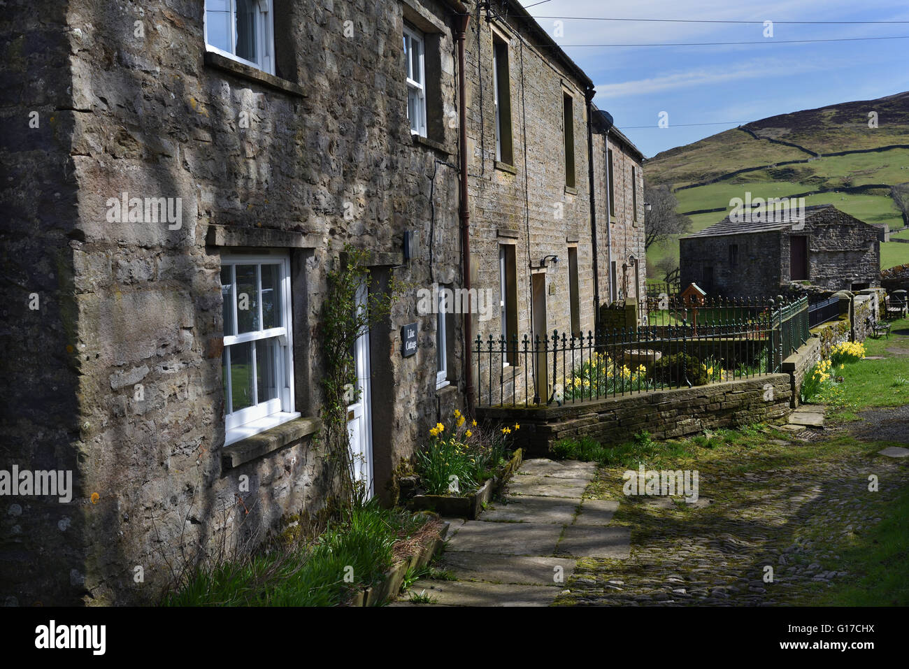 Barn yorkshire dales hi-res stock photography and images - Alamy