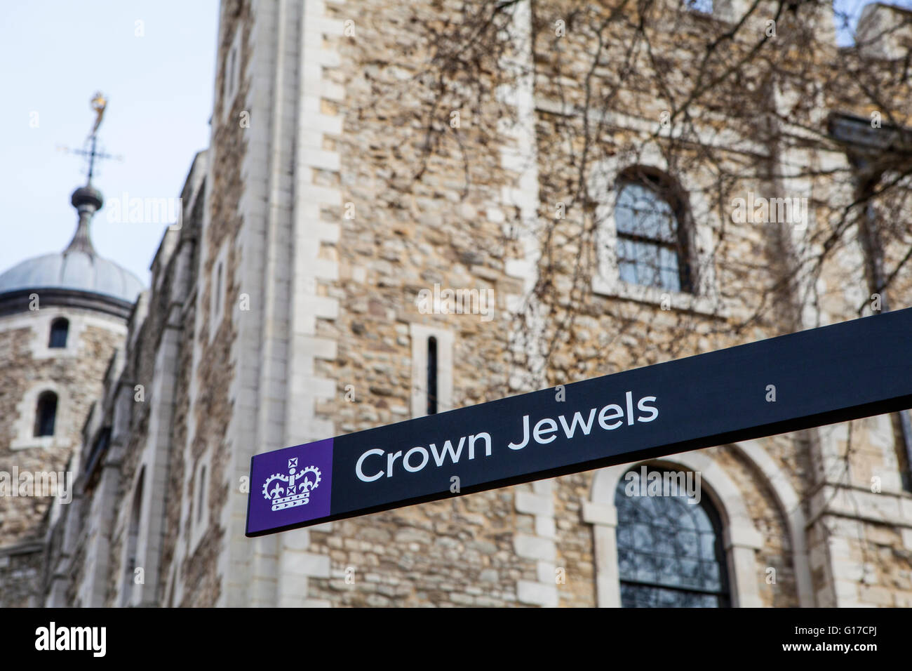 A sign pointing towards the location of the Royal Crown Jewels at the ...