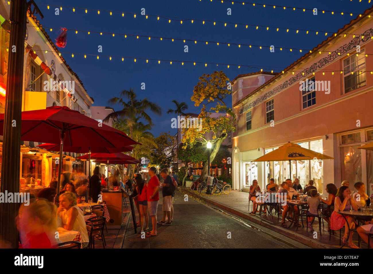 Espanola way spanish village hi-res stock photography and images - Alamy