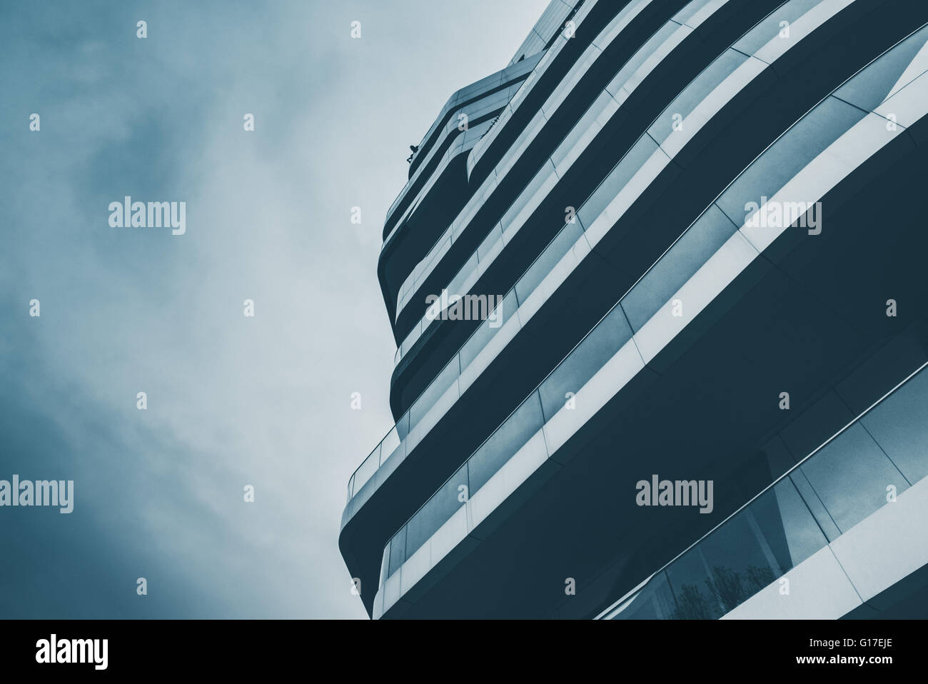 Modern work life hi-res stock photography and images - Alamy