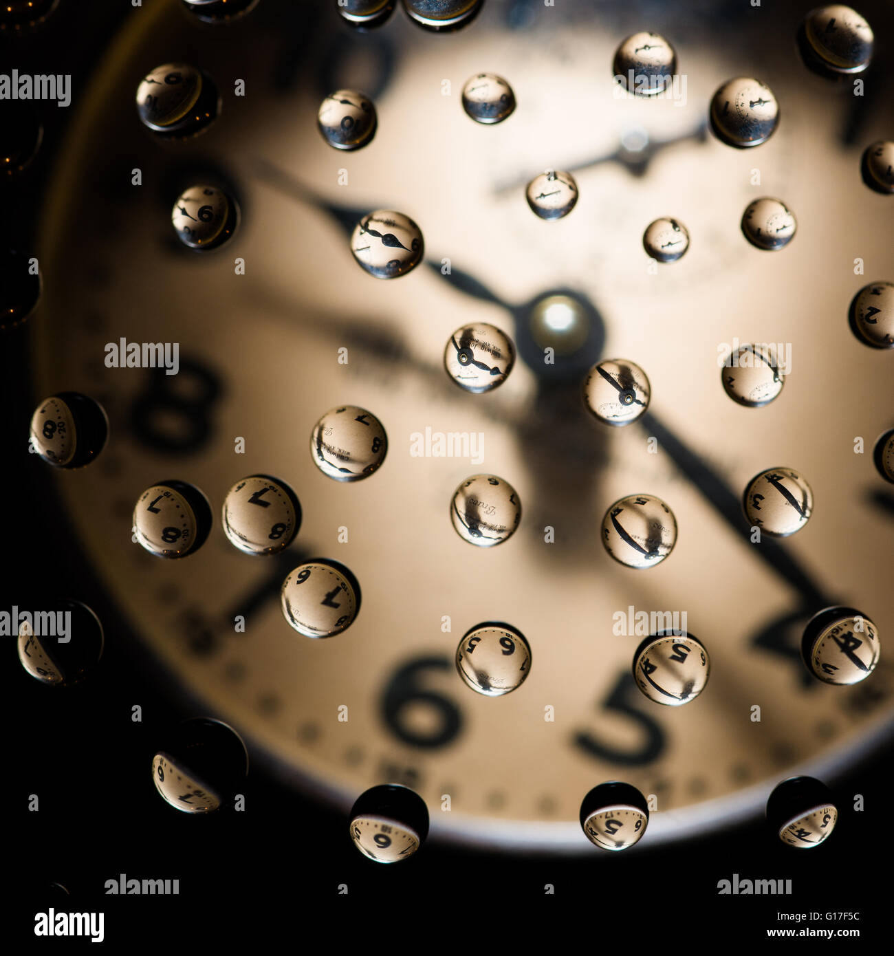 Time flying alarm clock hi-res stock photography and images - Alamy