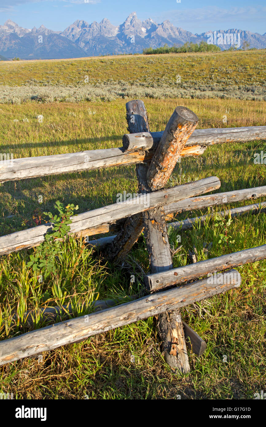 Log fence of a homestead and the Teton Range Stock Photo - Alamy